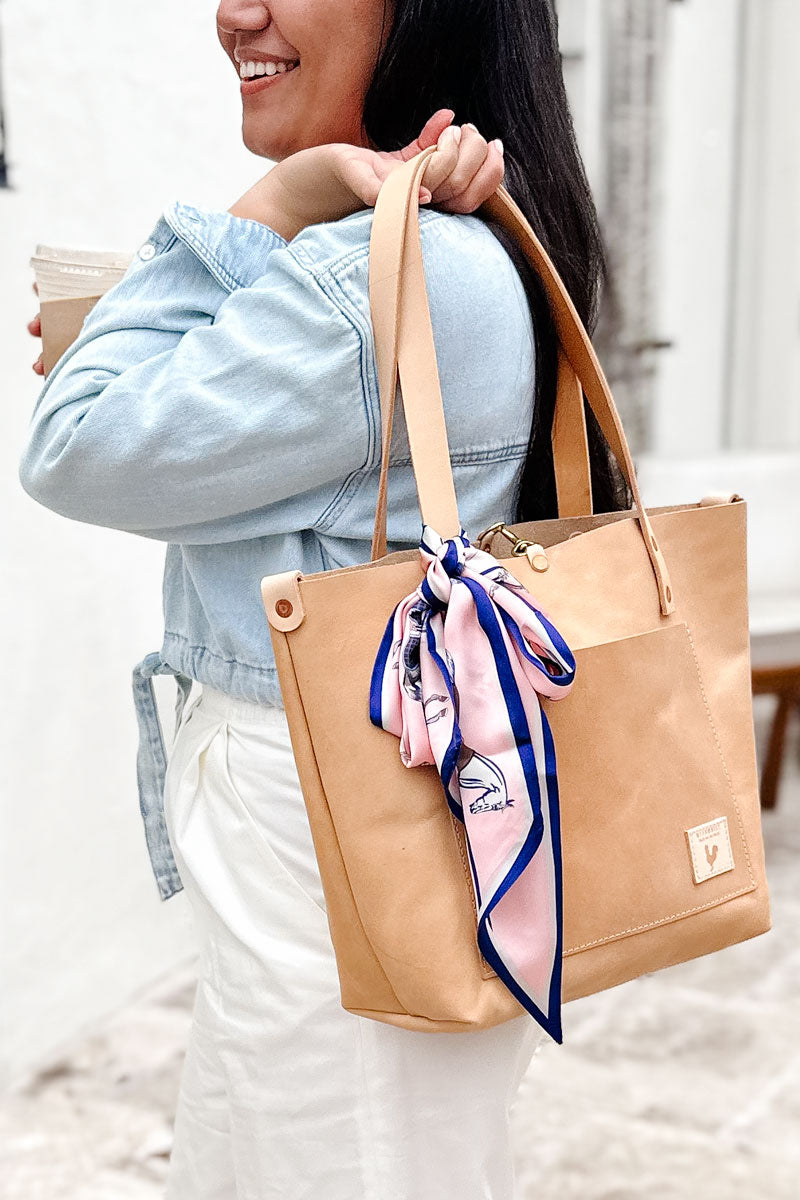 Virginia Leather Signature Tote | Meanwhile Back on the Farm